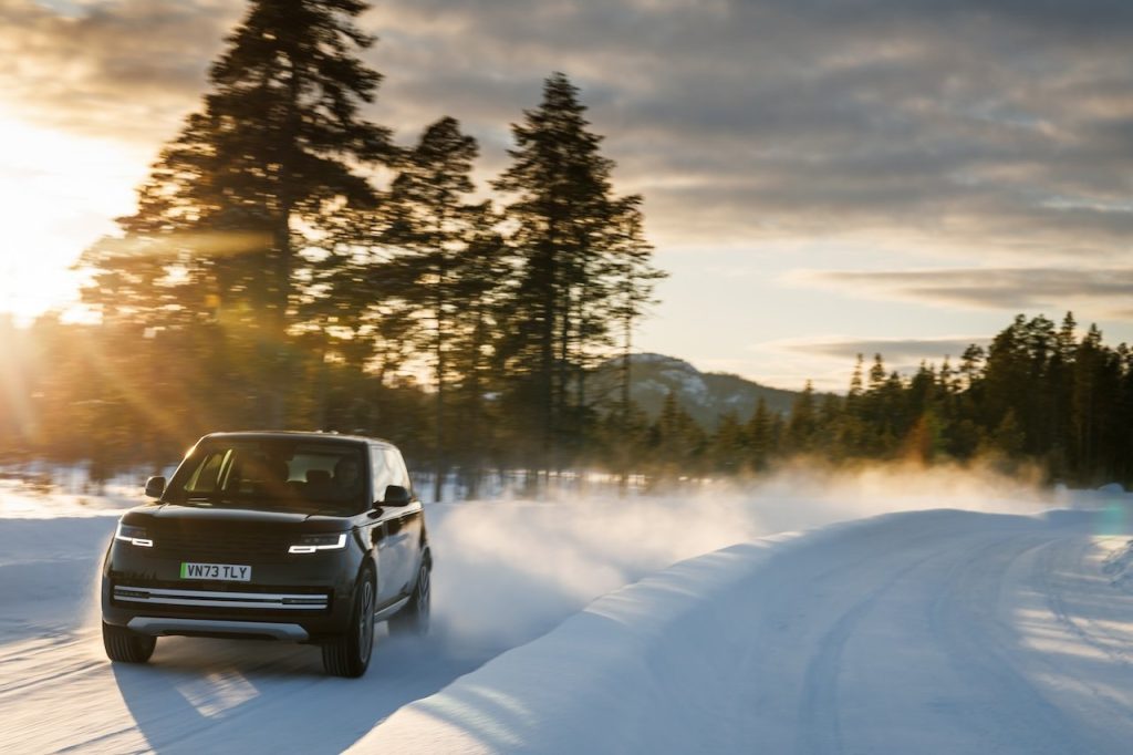 Se revela un nuevo prototipo de Range Rover eléctrico - ProGuideAH